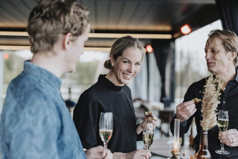 Knarrholmen – Restaurant & Övernattning